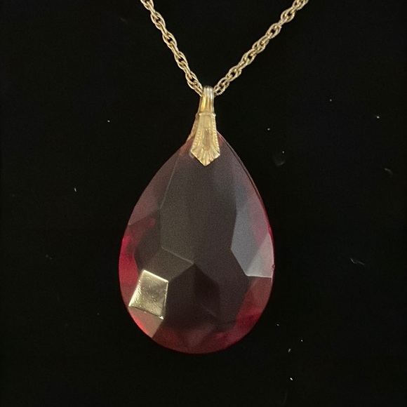 Jewelry | Large Red Ruby Colored Tear Drop Cut Stoneglass Pendant ...